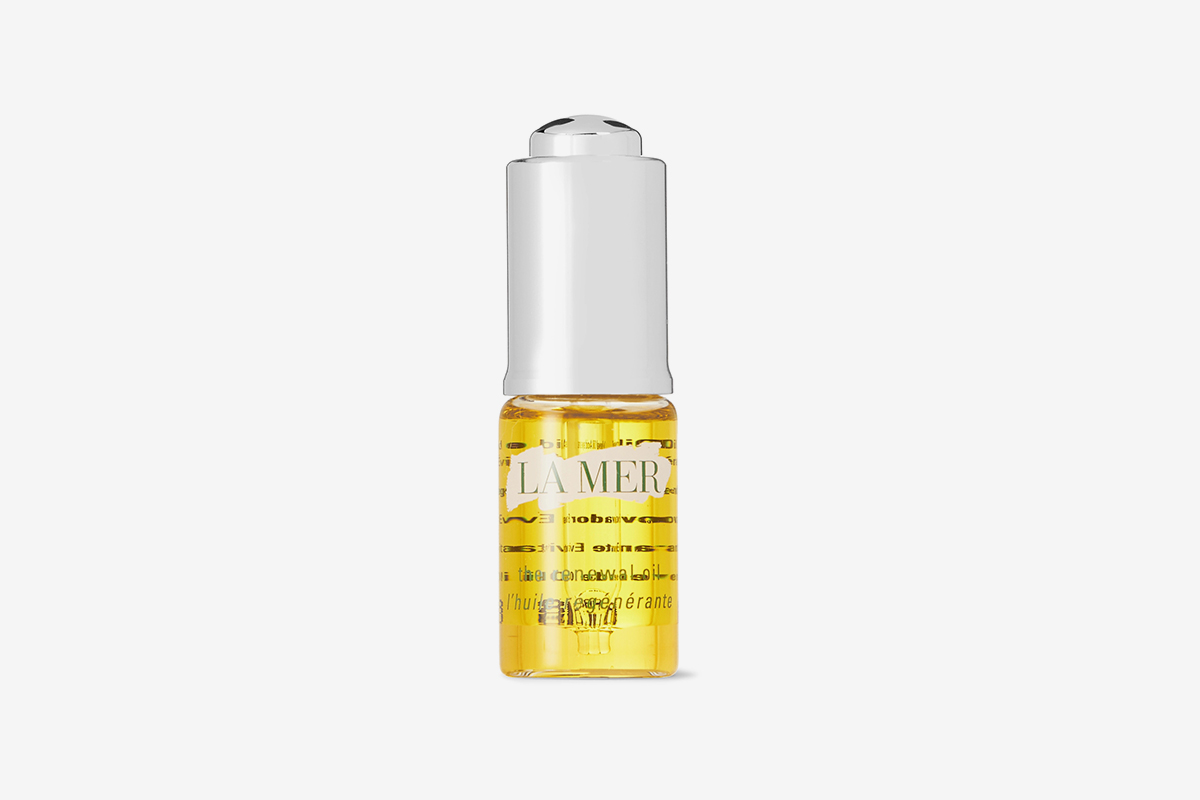 10 Facial Oils You Need in Your Skincare Routine